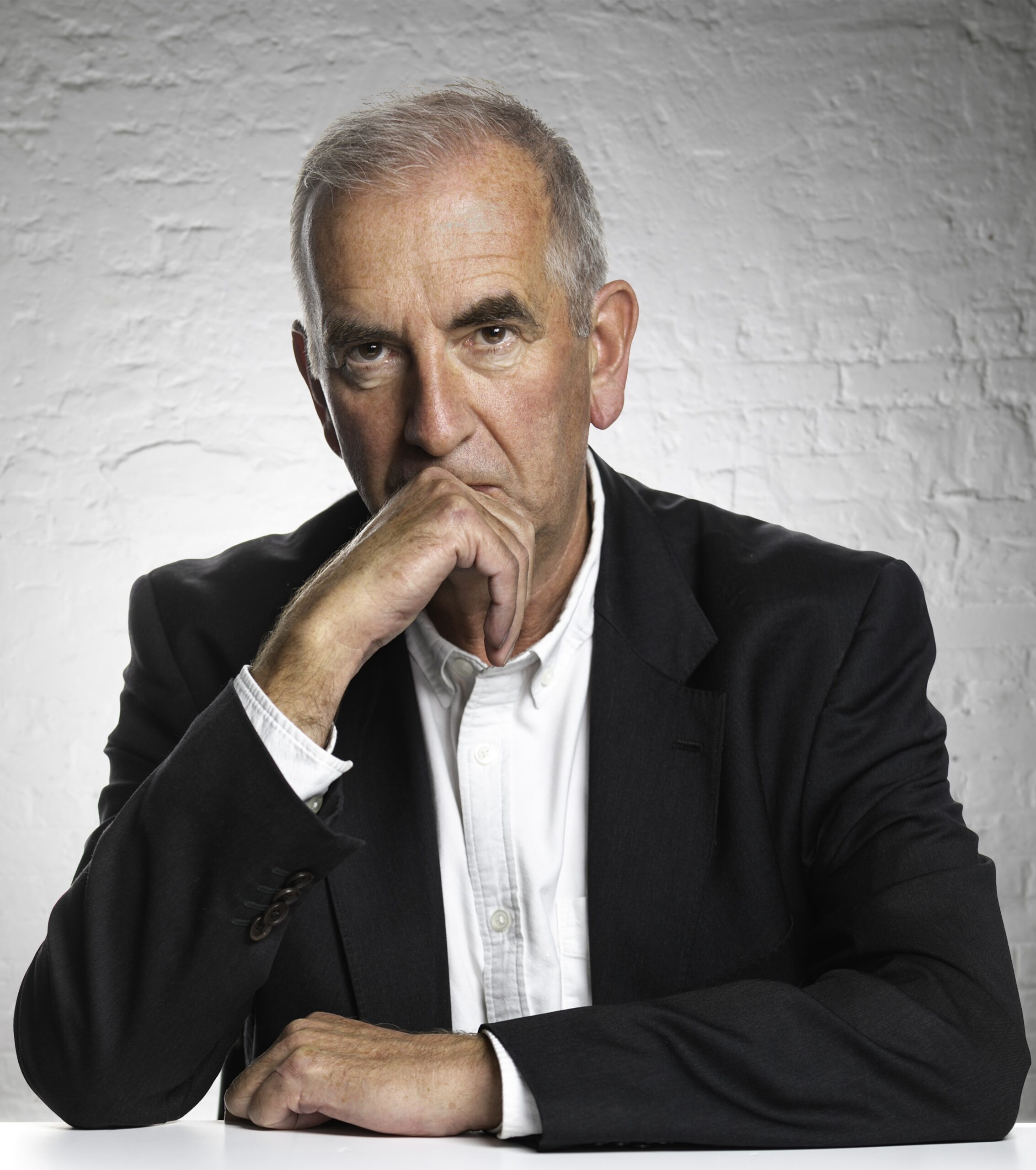 Winner 2025: Robert Harris • Give a Book